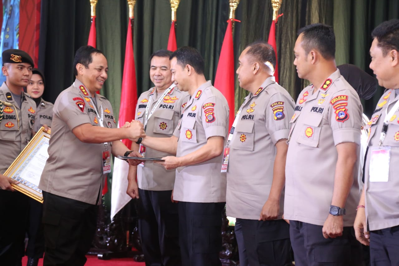 Patut Diapresiasi, Awal Tahun 2020 Polisi Jogja Raih Penghargaan di ...