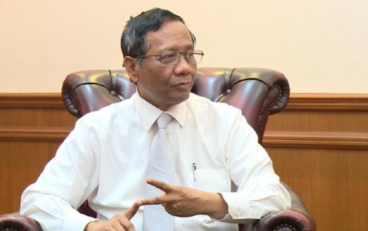Mahfud MD Tidak Setuju Pemulangan 660 WNI Eks ISIS | Headline.co.id