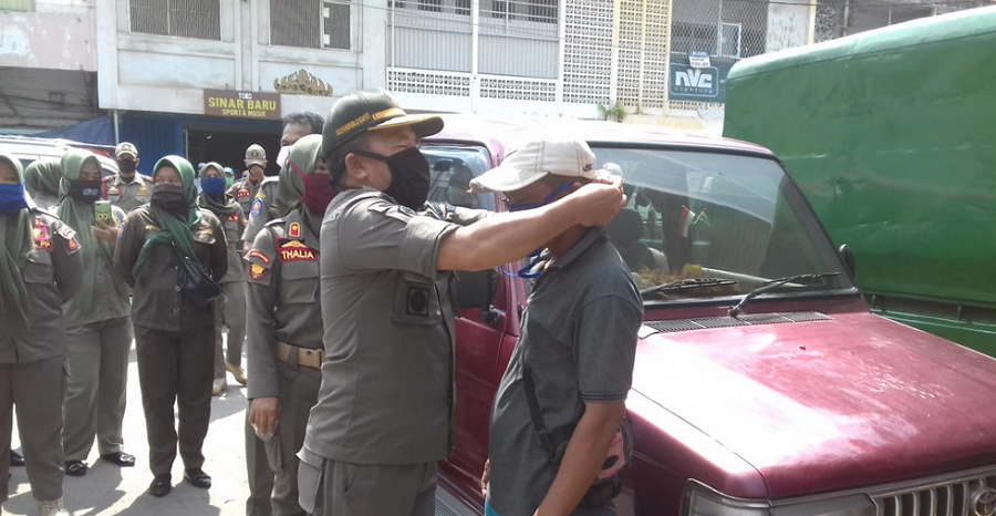 Keluar Rumah Tak Gunakan Masker, Satpol PP Lampung Akan Berikan Sanksi | Headline.co.id