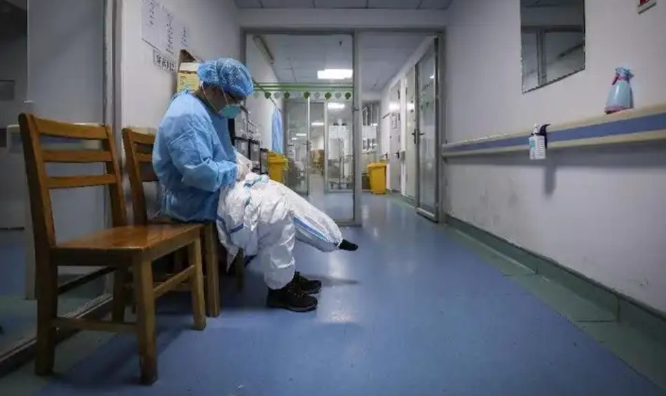 Tiga Tenaga Medis RSPI SS Jalani Isolasi Mandiri | Headline.co.id