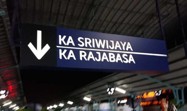 ASIK! Mulai 1 Januari KA Ekonomi Rajabasa Kembali Beroperasi Rute ...