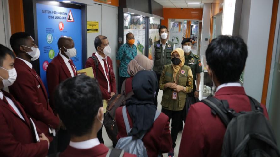 Kunjungi BNPB, Mahasiswa Unhan Belajar Penanggulangan Bencana ...