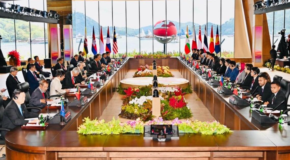 Bertemu ASEAN Youth, Jokowi Menaruh Harapan Besar Untuk Generasi Muda ...