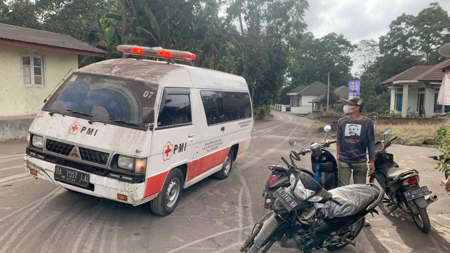 Gunung Marapi Meletus, Hujan Abu Vulcanik Mengancam Wilayah Agam dan ...