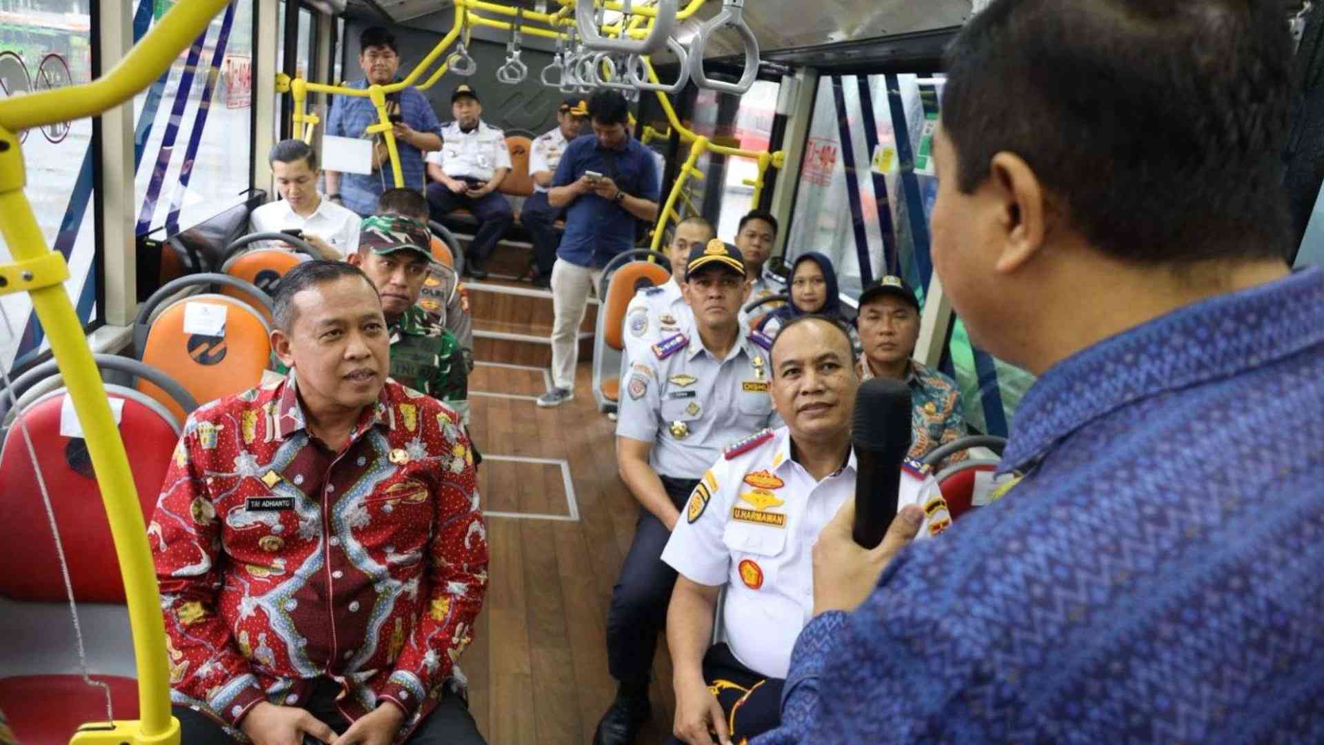 Rute Baru TransJabodetabek B25 Resmi Beroperasi, Tawarkan Solusi ...